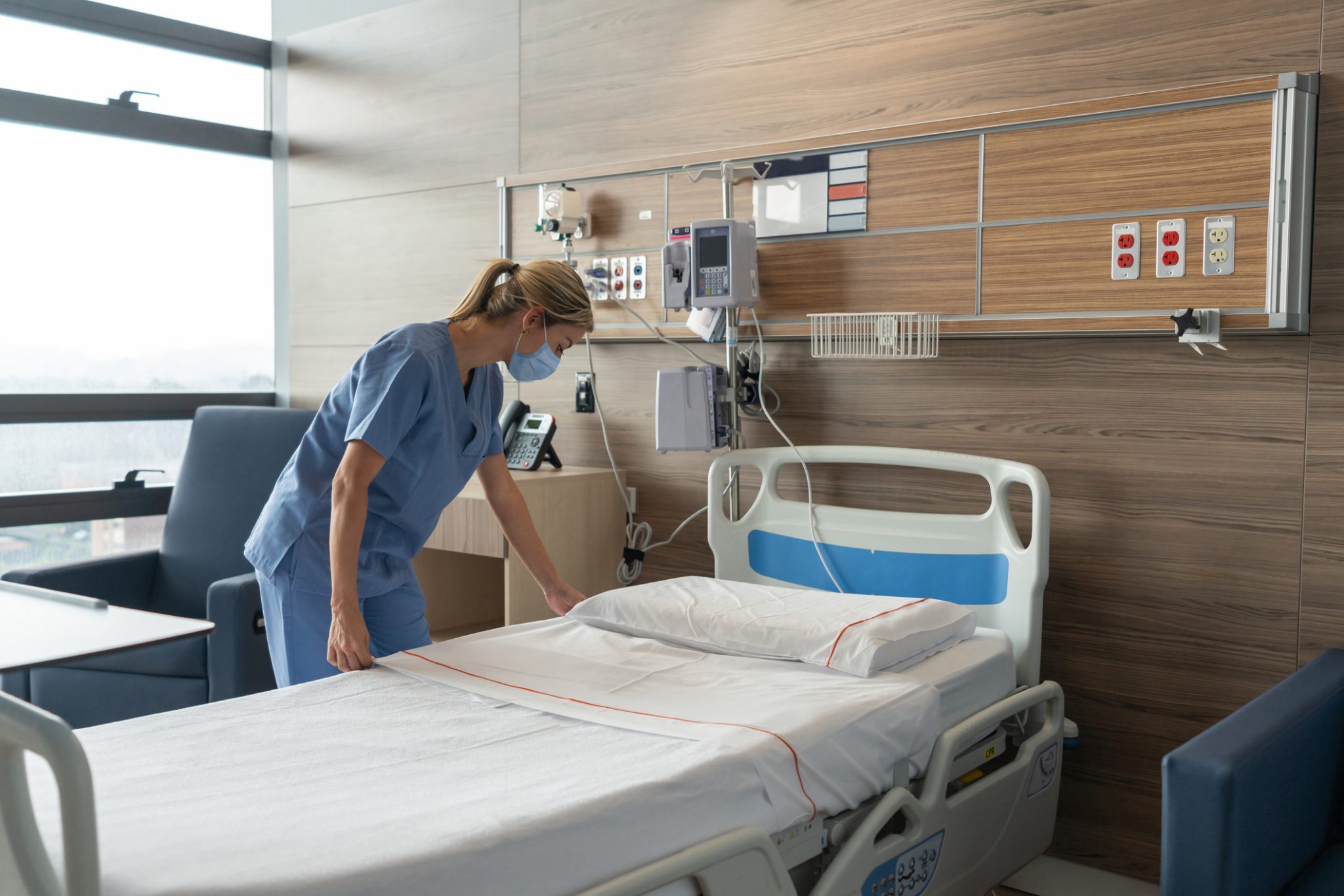 Therapeutic Support Surfaces in the Critical Care Unit - MedMattress.com